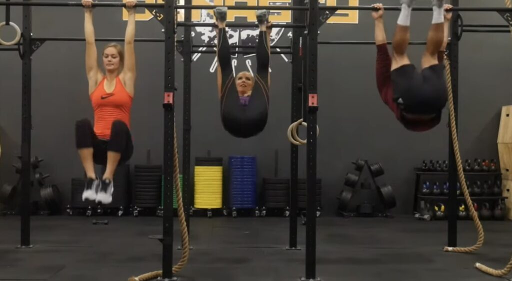 Hanging Toe Touches = Abs! Abs! Abs! - Fitzness.com